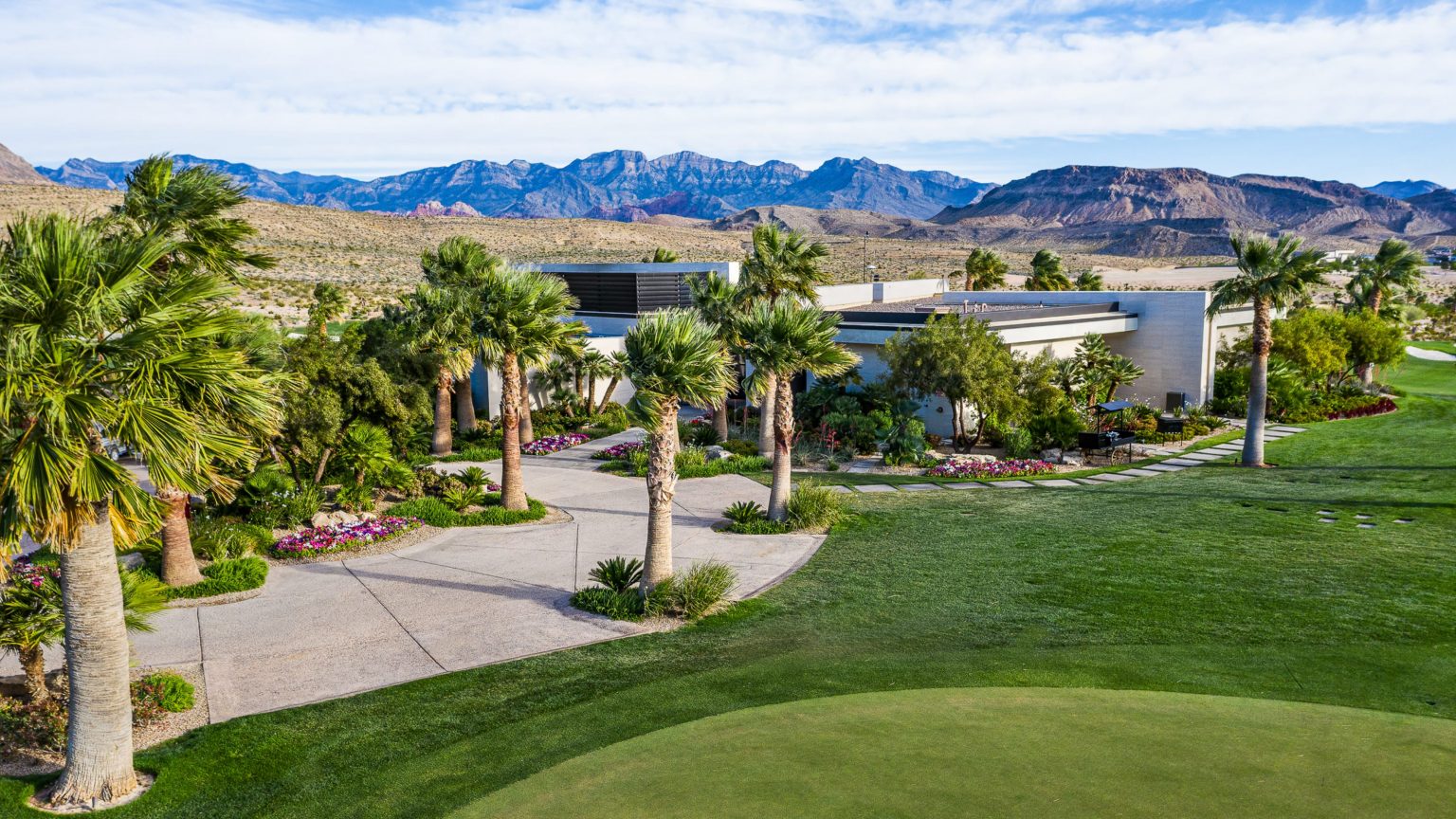 The Summit Club - Gothic Landscape, Inc